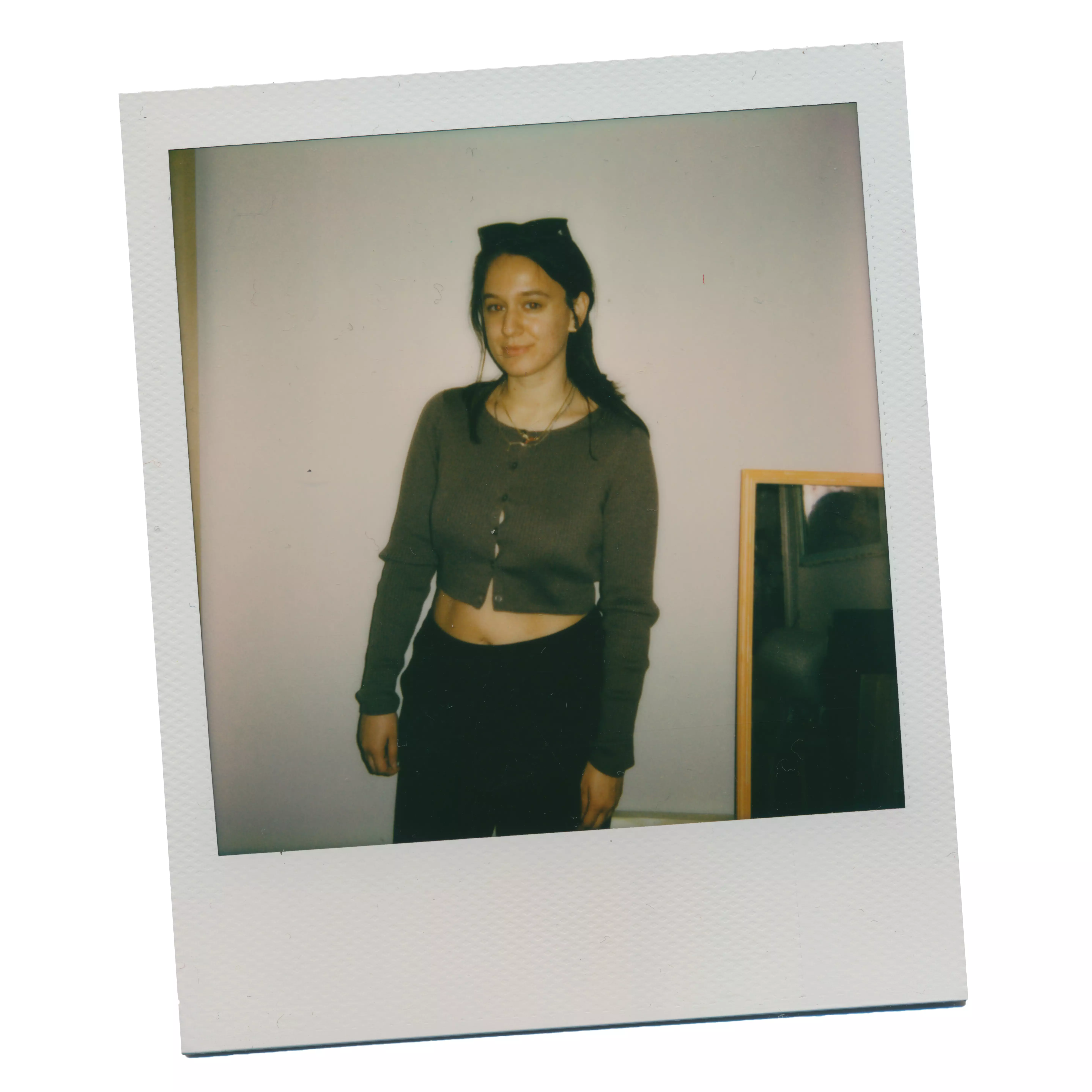 Mallory tok med Polaroid Now+ Instant Camera