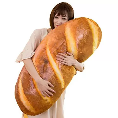 Plyšový vankúš v tvare chleba