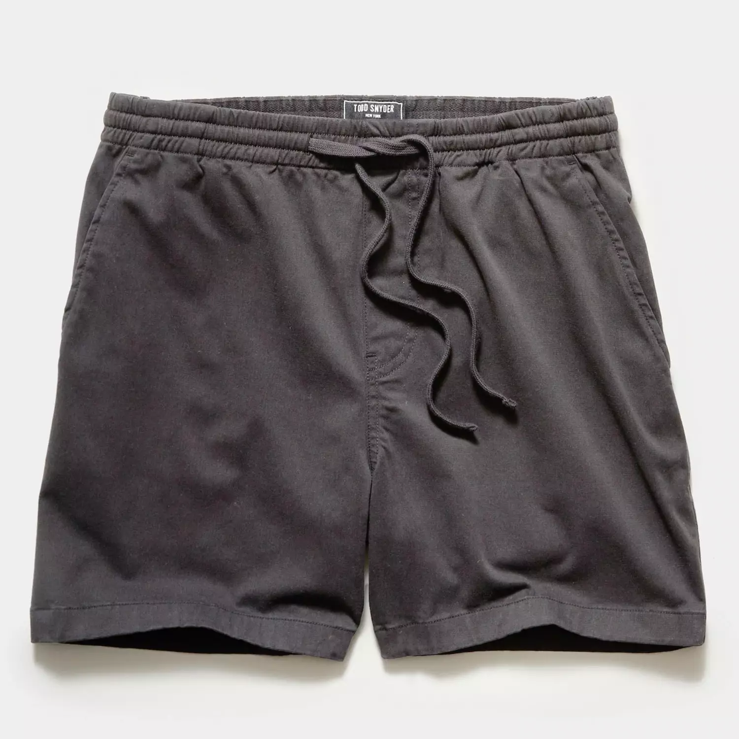 De 16 beste parene med 5-tommers inseam-shorts for menn for å vise frem disse beina 1708_8