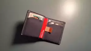 bellroy hnab nyiaj