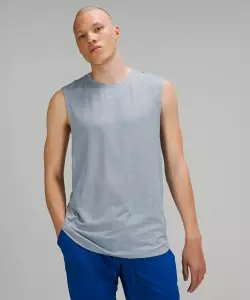 Camisa azul sen mangas de adestramento Drysense de Lululemon