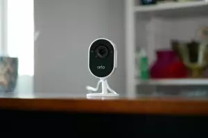 I-Arlo Essential Indoor Camera Review
