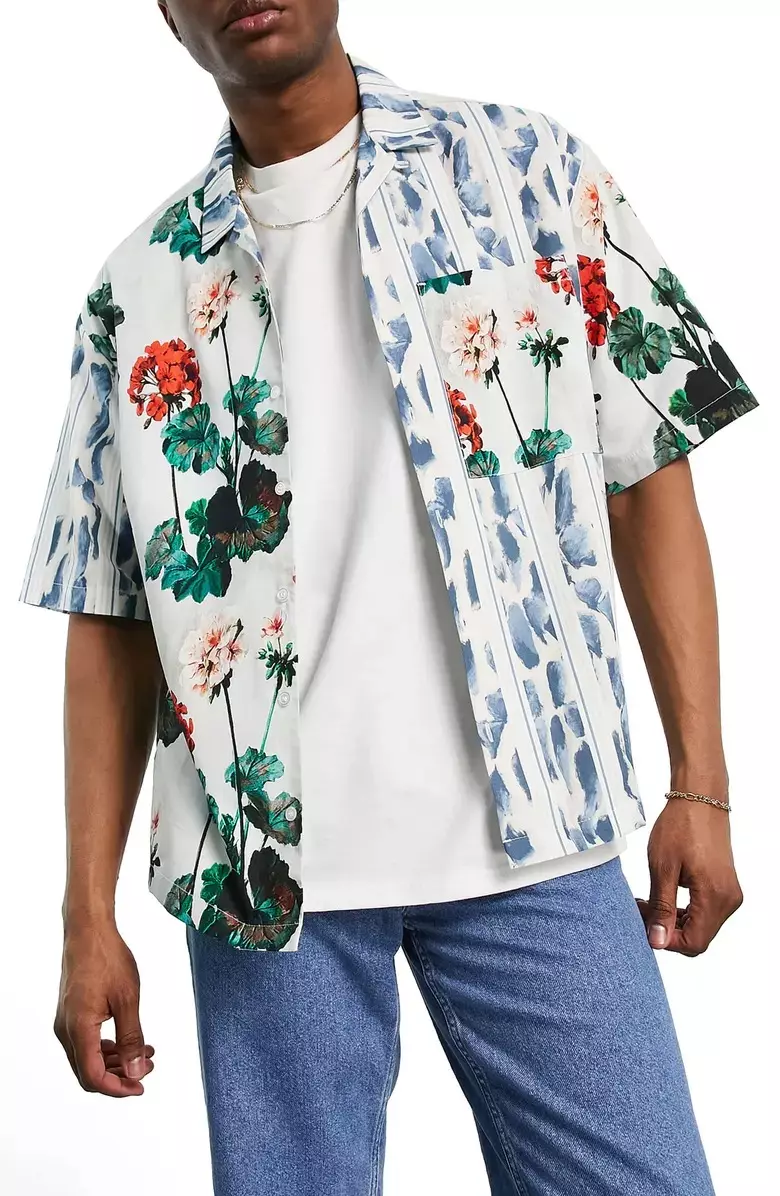 Topman Camp Shirt s krátkym rukávom a zapínaním na gombíky s kvetinovým prúžkom
