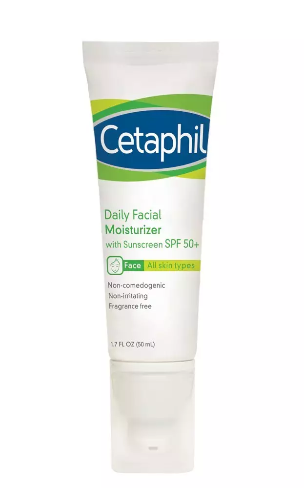Cetaphil Daily Facial Moisturizer mei Sunscreen SPF 50+, bêste moisturizers foar manlju