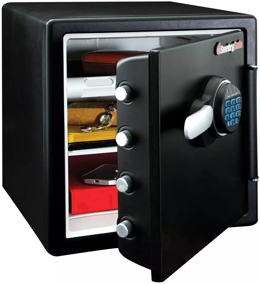 SentrySafe Fireproof Waterproof Safe ของขวัญแต่งงานที่ไม่เหมือนใคร