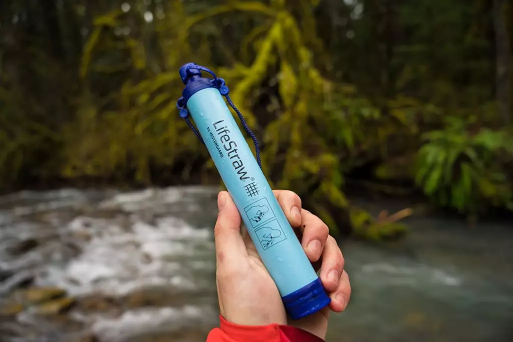 Vodní filtr LifeStraw, jak žít mimo síť