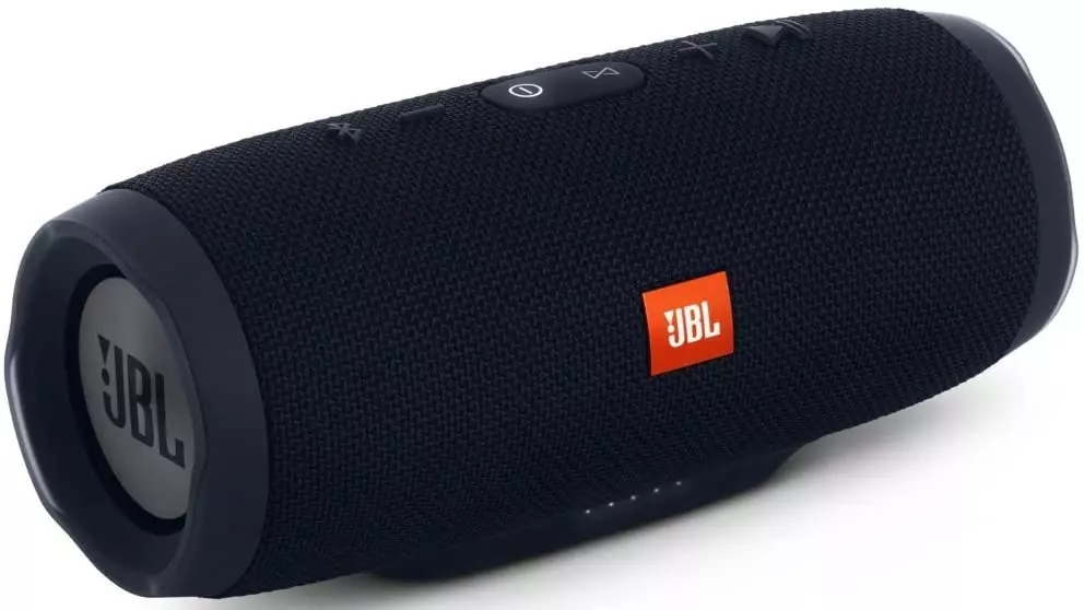 JBL Charge 3 Sebuela-pele sa Bluetooth se sa keneleng metsi (e Ntšo), 1