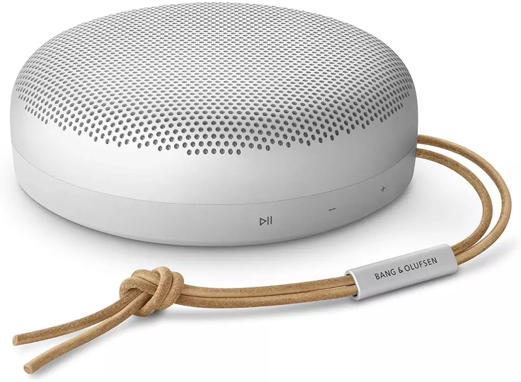 Bang and Olufsen Beosound A1 - bästa bärbara bluetooth-högtalare