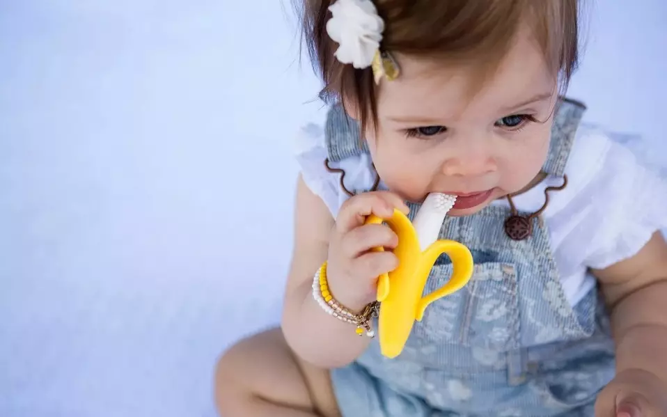 mainan terbaik tumbuh gigi (untuk bayi)