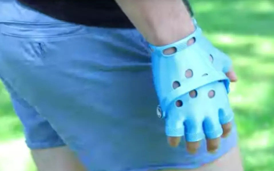 sarung tangan biru crocs fingerless