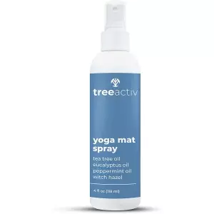 TreeActiv Yoga Mat Spray, wéi een eng Yoga Mat botzt