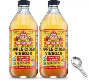Vinagre de sidra de poma cru orgànic de Bragg USDA, elimina les etiquetes de la pell a casa