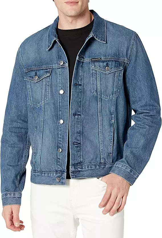 La millor jaqueta de mezclilla per a home de Calvin-Klein-Trucker-Jacket