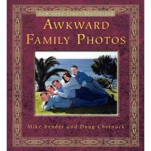 bästa gag presenter, Awkward Family Photos - komisk bok
