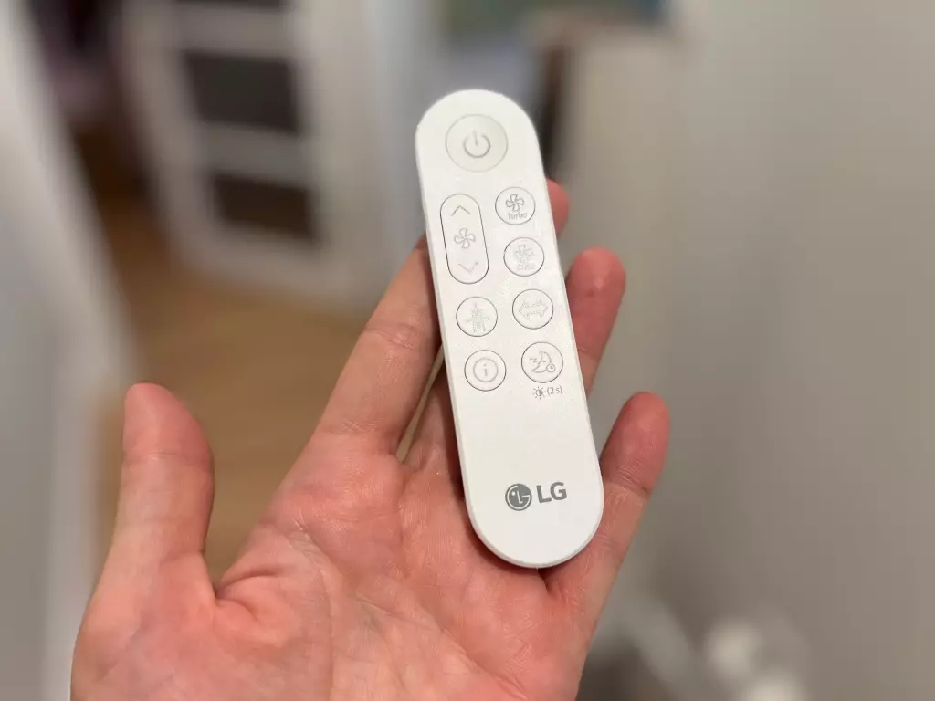 LG Puricare AeroTower Review