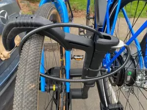 Gambar rak sepeda Thule Pro dari Geoff Nudelman