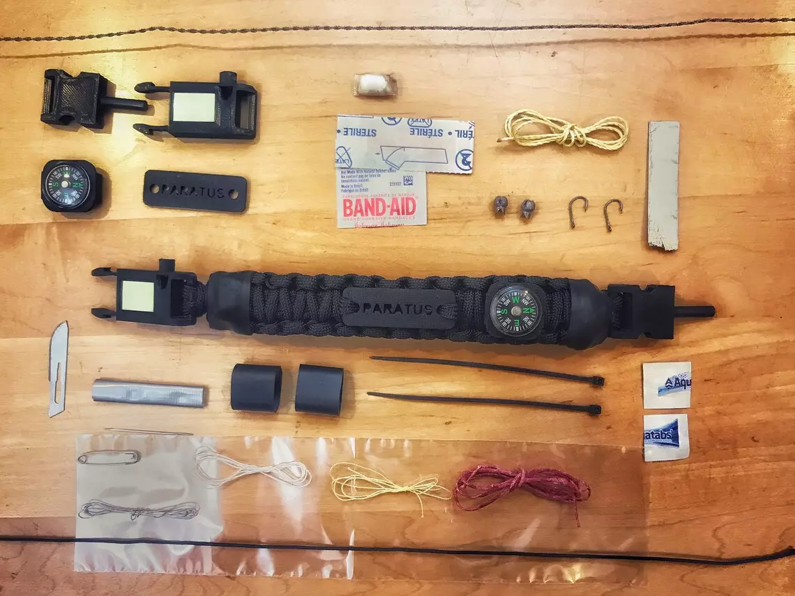 Breichled Paracord BaratusSurvival Ultimus Survival Kit