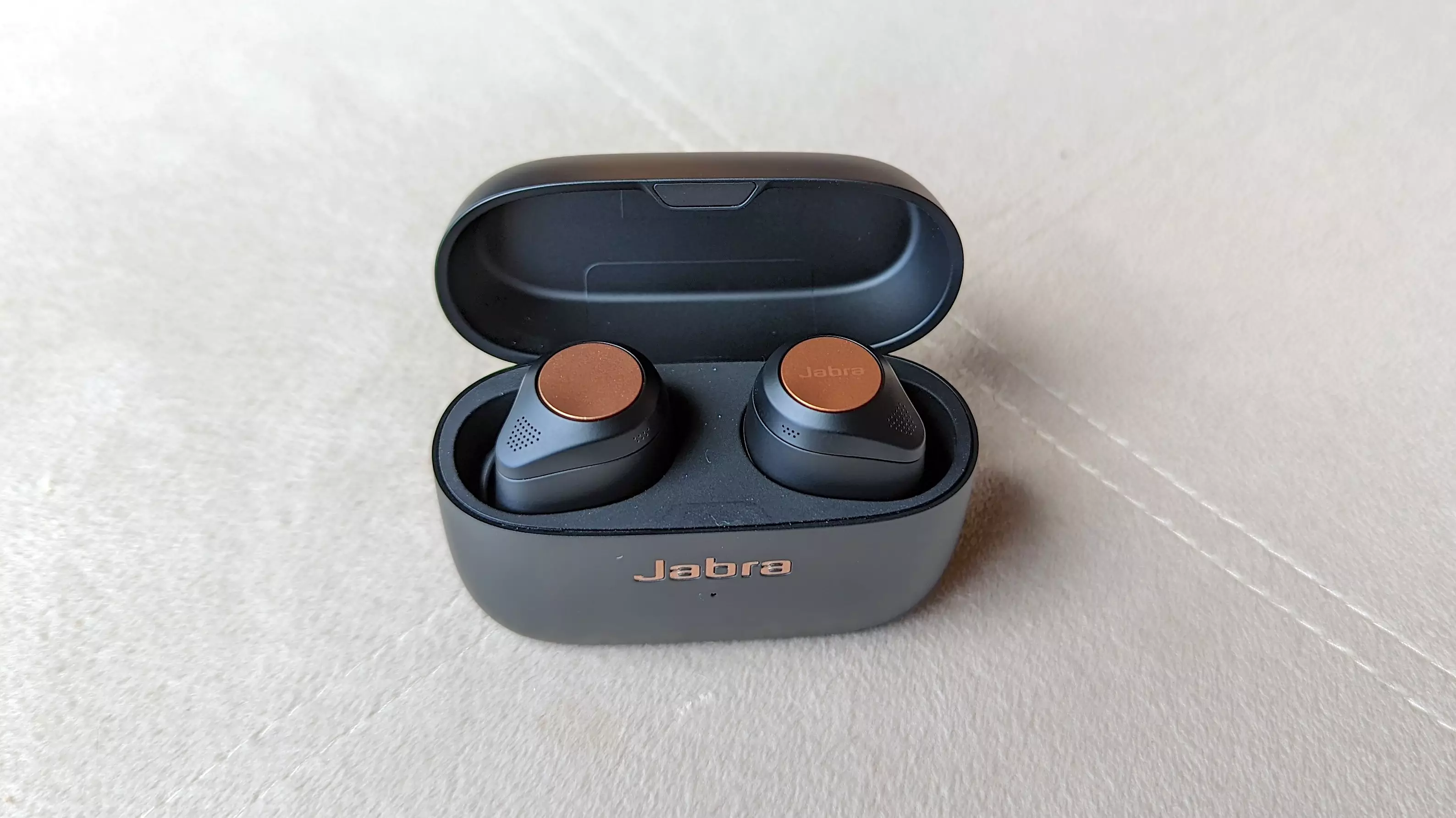 jabra elite 85t, labing komportable nga earbuds