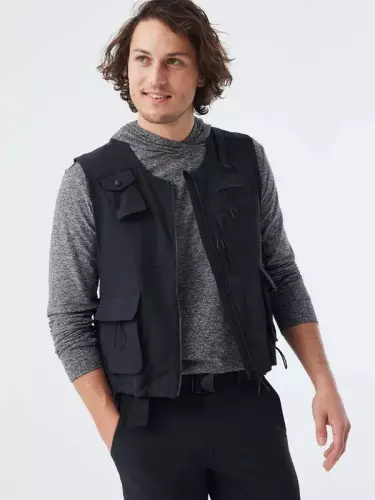 Outdoor Voices Rectrek Vest przewodnik po modzie jesiennej dla mężczyzn