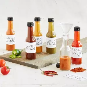 bêste kado's foar foodies, Meitsje jo eigen Hot Sauce Kit - bêste kado foar foodies