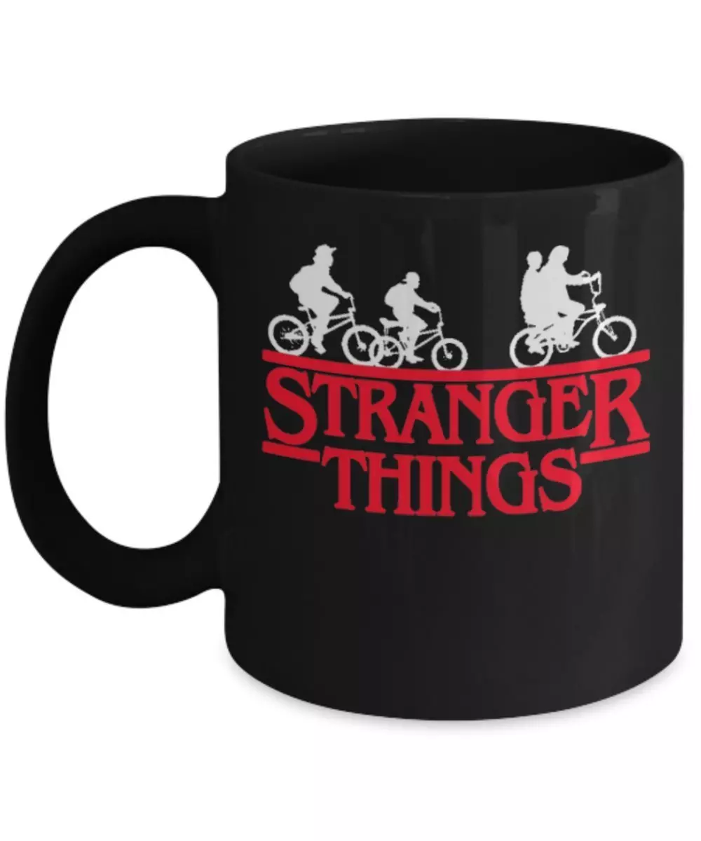 „Stranger Things“ puodelis