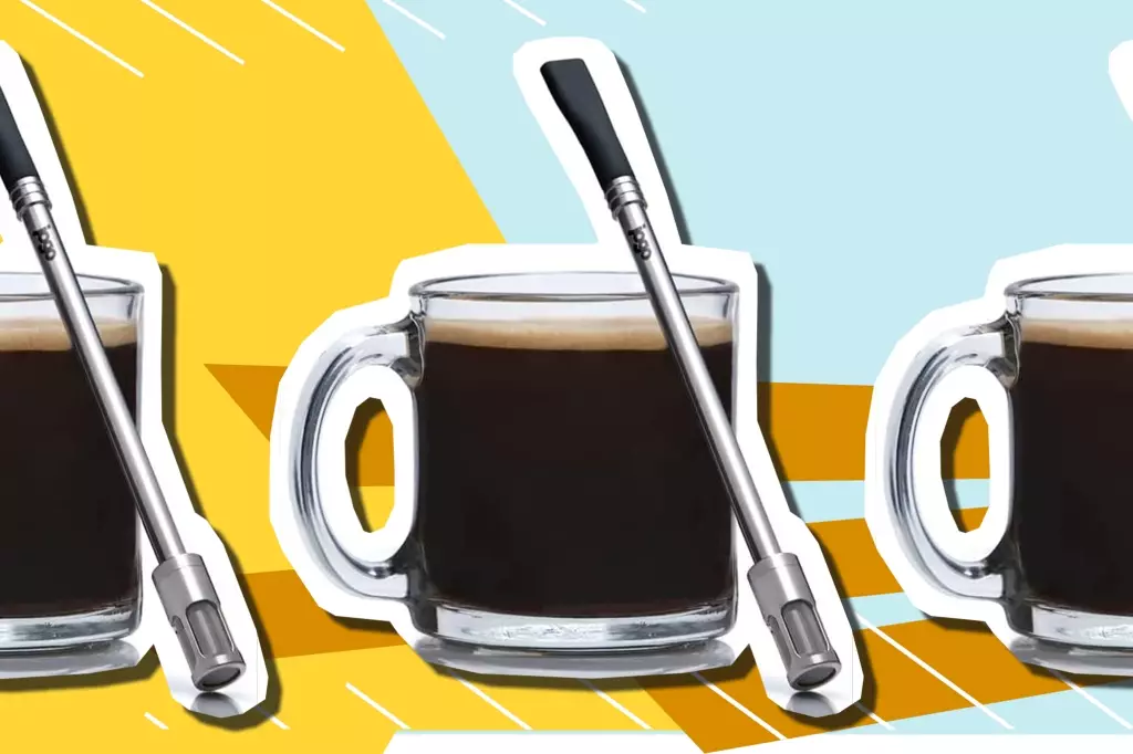 تُعد آلة تحضير القهوة الفيروسية من TikTok هي أروع أداة تخييم لعام 2022: إليك كيفية عملها