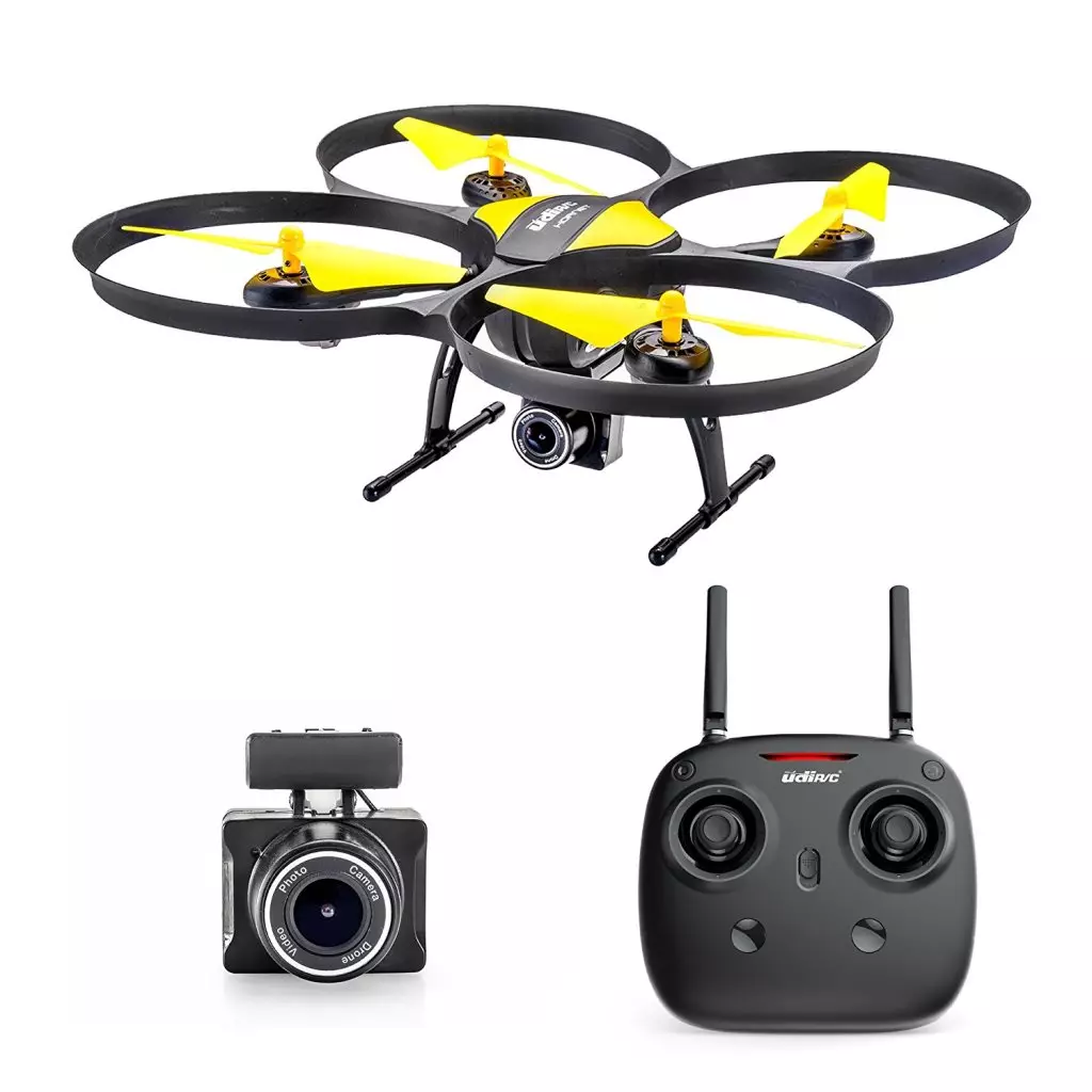 recenzia dronu altair