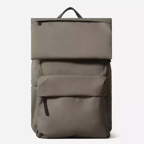 backpack iompair a athnuachan