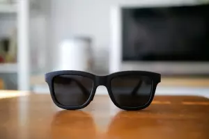 „Ampere Dusk Smart“ saulės akinių apžvalga