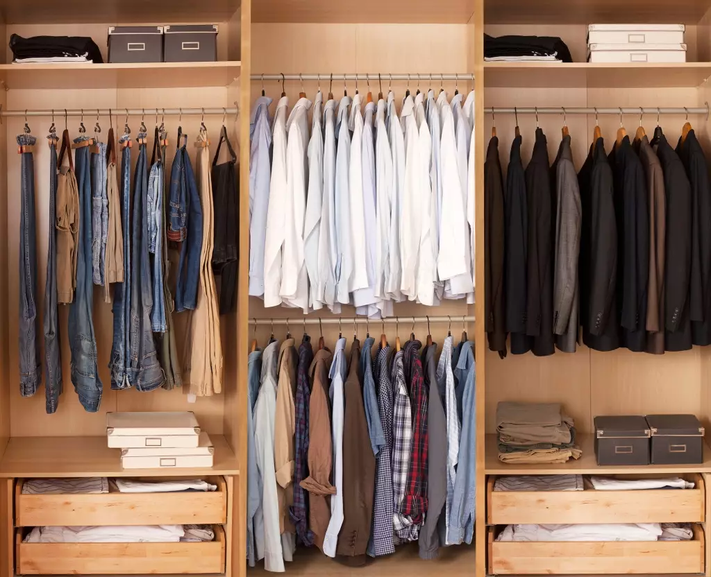 capsule wardrobe, mokhoa oa ho qala seaparo sa capsule