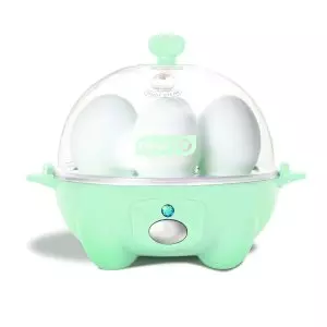 Dash의 Rapid Egg Cooker