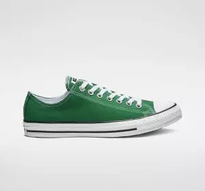 ជជែកជាមួយ Chuck Taylor