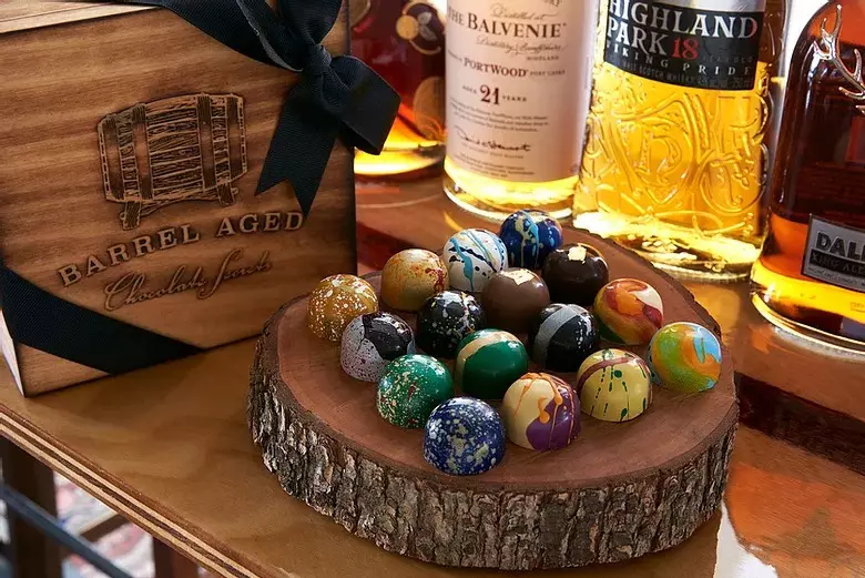 Barrel Aged Håndlagde Bonbons av Chocolate Secrets