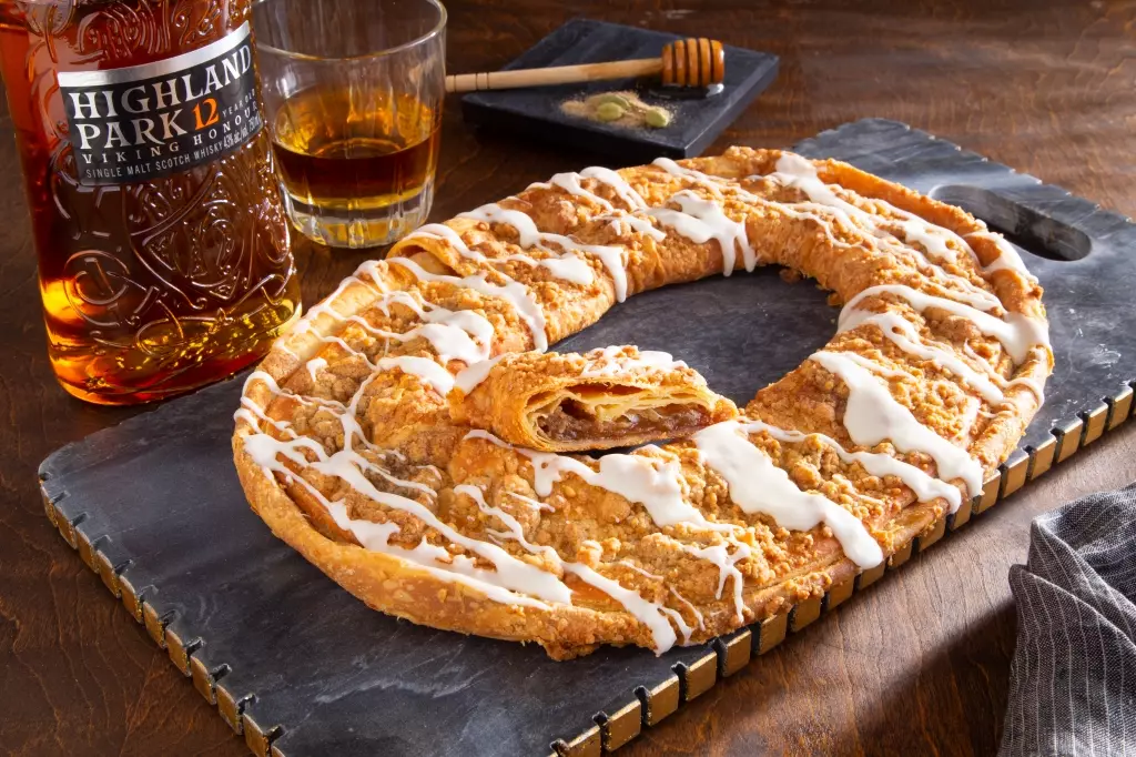 tort kringle cu whisky