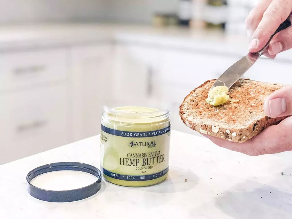 Espalhe esta manteiga de cânhamo em seu corpo ou em sua torrada para grandes benefícios para a saúde