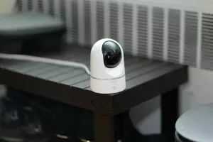 Eufy Solo IndoorCam P24 тойм