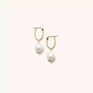 Mejuri Organic Pearl Hoops, cadeaux de la Saint-Valentin pour petite amie