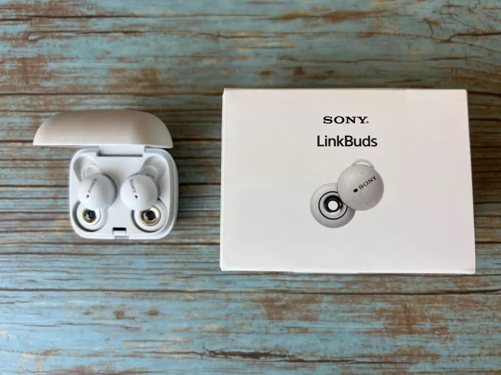 Sony Link Buds, atvērtas auss, apskats