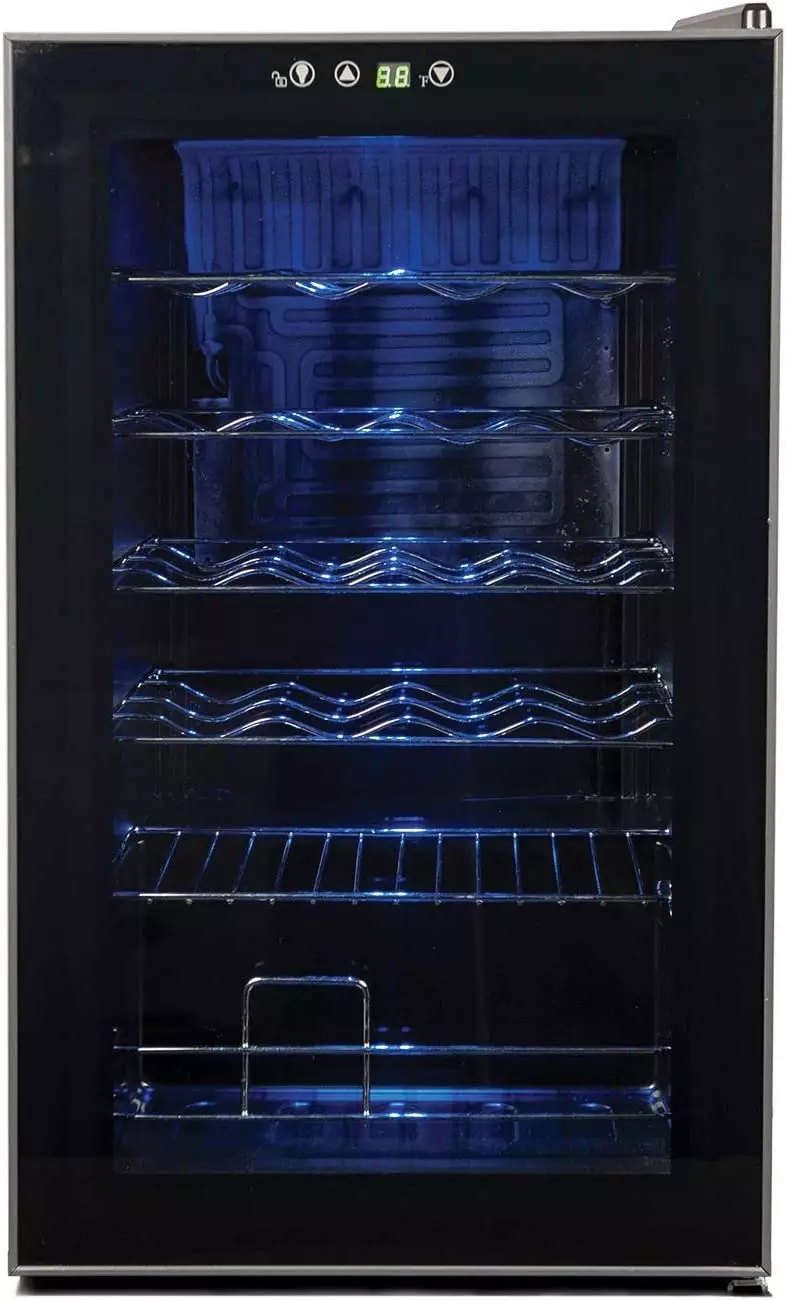 melhores refrigeradores de vinho, BLACK+DECKER BD61526 Wine Cellar
