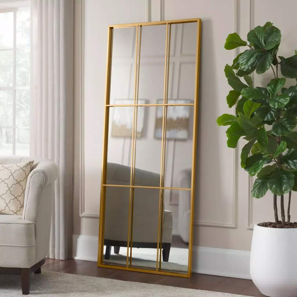 koleksion i dekoruesve të shtëpisë pasqyrë me kornizë metalike prej ari, ide për rinovimin e dhomës së gjumit