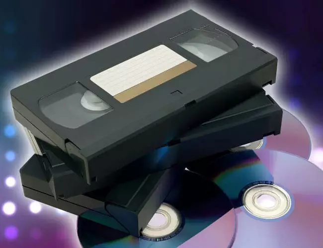 vcr DVD комбинациясы