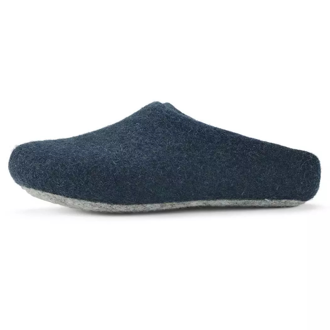 Kyrgies Classic Wool slippers