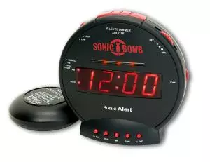 jam alarm getar bom sonik dengan latar belakang putih