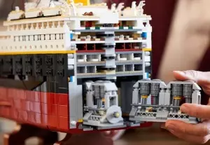 LEGO titanik modeli