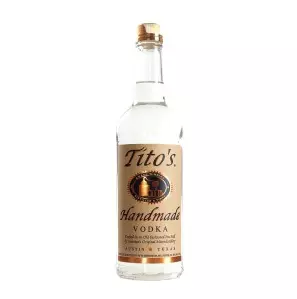 Tito's Handmade Vodka - найкраща дешева горілка