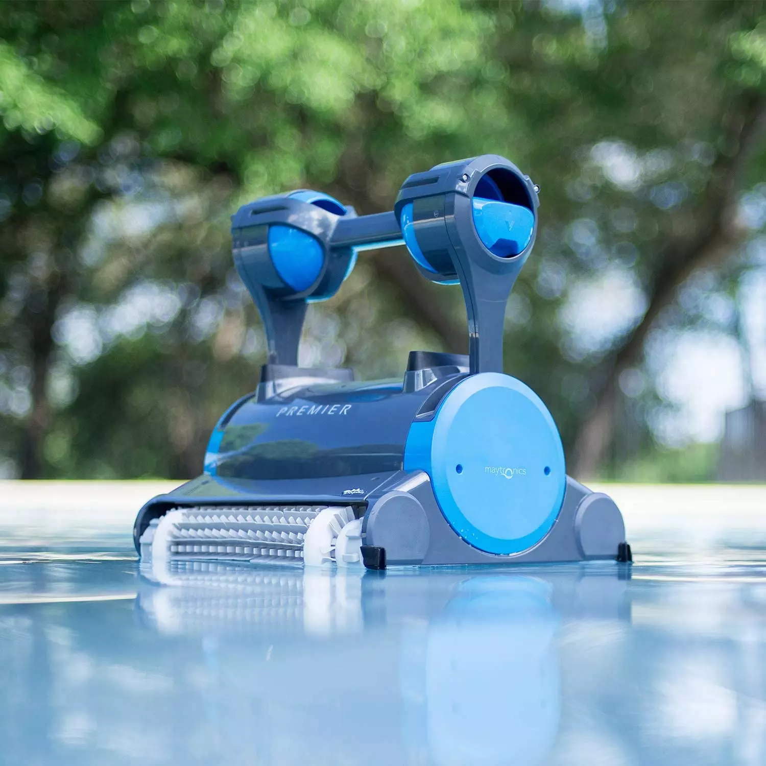 dolphin inkulumbuso pool vacuum cleaner