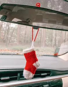 NetherlandCrafts Mini Christmas Stocking, świąteczne dekoracje samochodowe