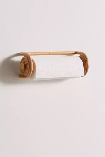 prie sienos tvirtinamas rotango popierinių rankšluosčių laikiklis