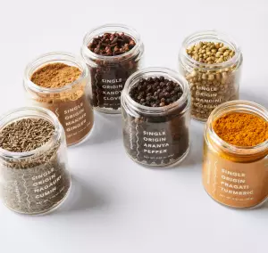 Diaspora Co. pantry spice mix, mphatso zabwino kwambiri zama vegans