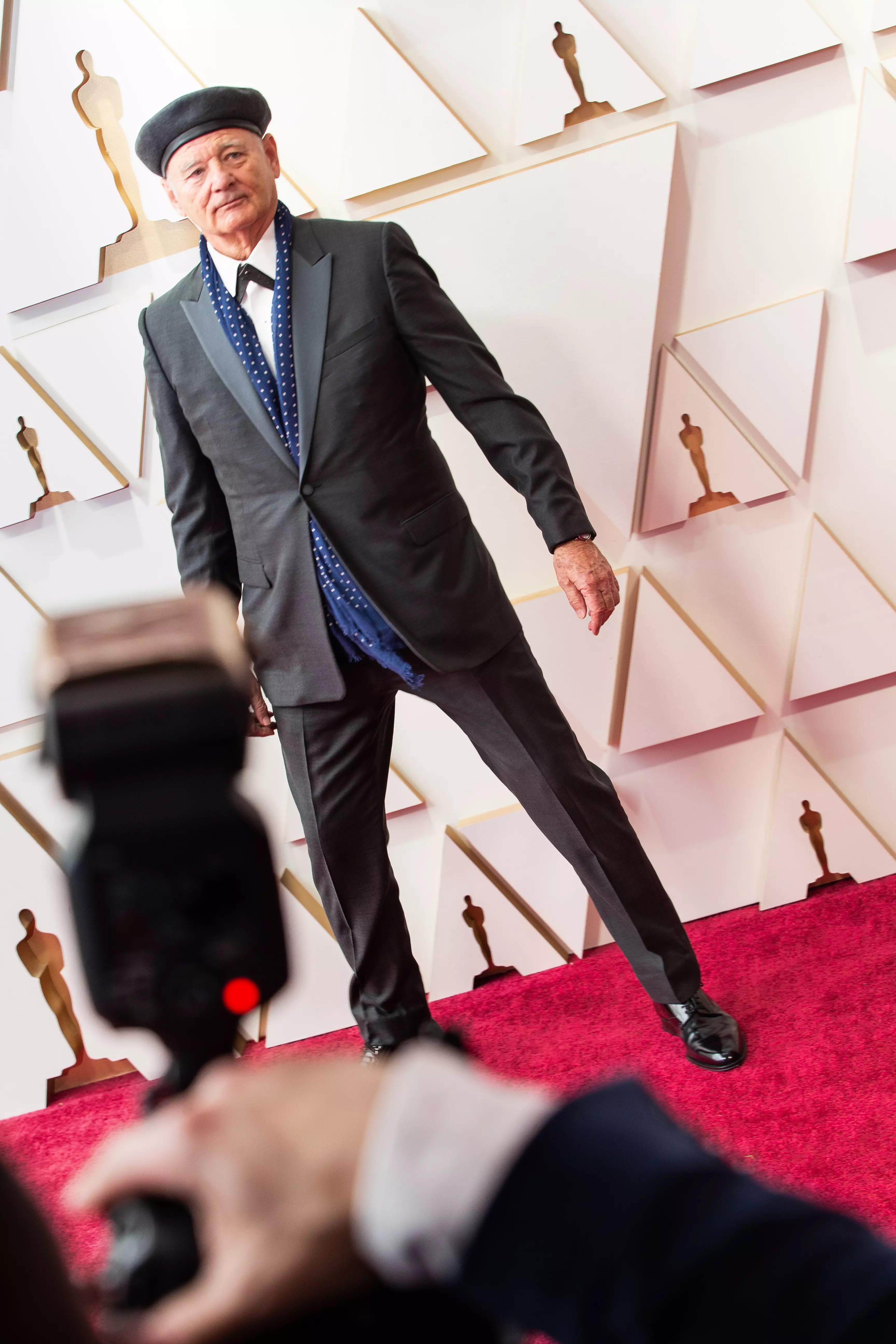 比爾·默里於 2022 年 3 月 27 日在加利福尼亞州洛杉磯的好萊塢和高地中心的杜比劇院舉行的第 94 屆奧斯卡頒獎典禮上。
